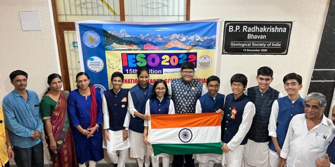 India wins 14 medals (4 gold) in International Earth Science Olympiad ...